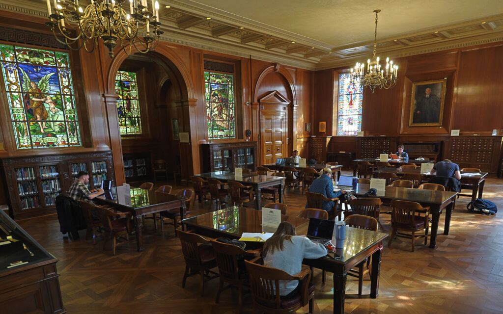 5 Famous Study Spots on Baylor’s Campus (and what | The Baylor Portal
