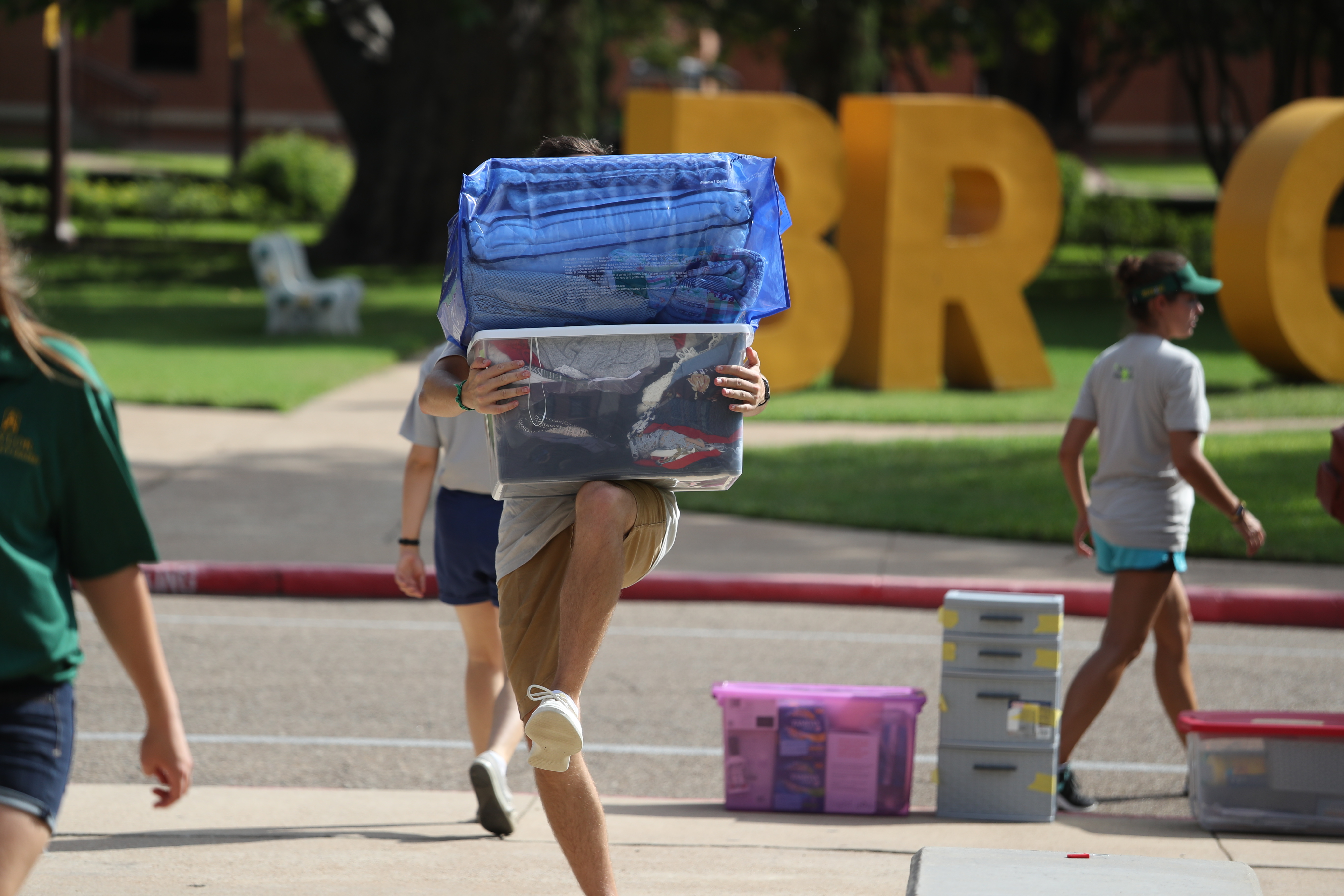 What Should I Bring for Move In? | The Baylor Portal